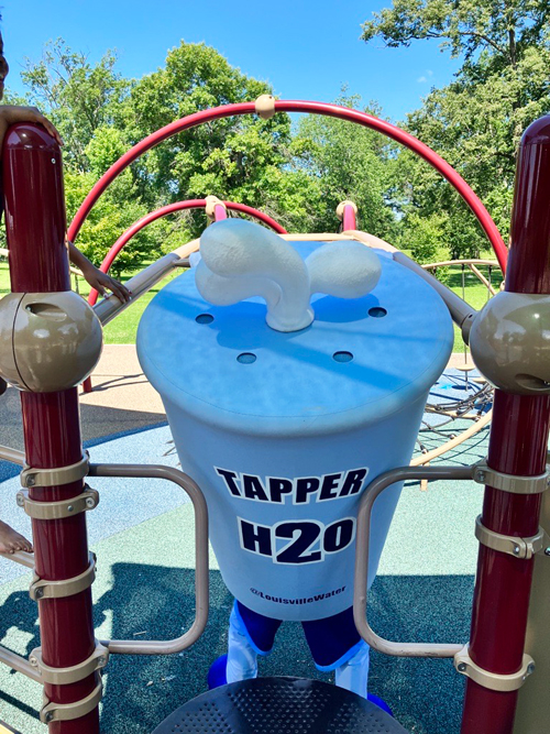 ‘Read, Sip, Play’ Levels Up Storytime with UofL Basketball Team ...