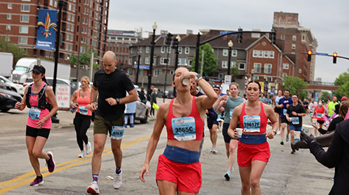 Louisville Pure Tap® Fuels Runners to the Finish Line - Louisville ...